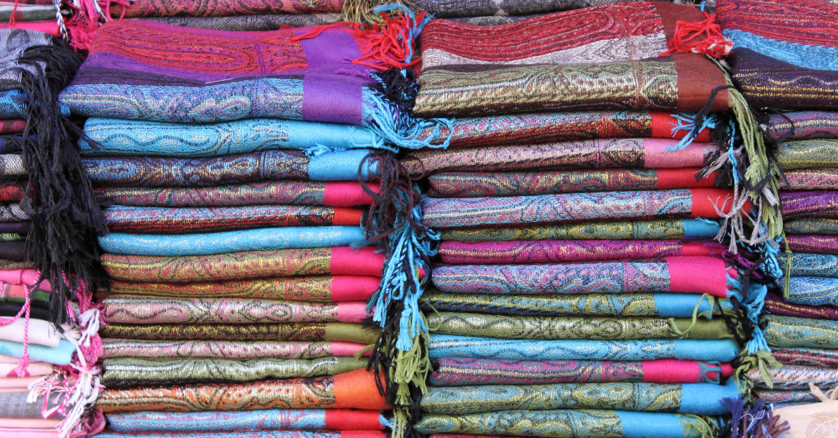 Rave Revolution: The Pashmina Scarf as a Festival Must-Have - Technoedm